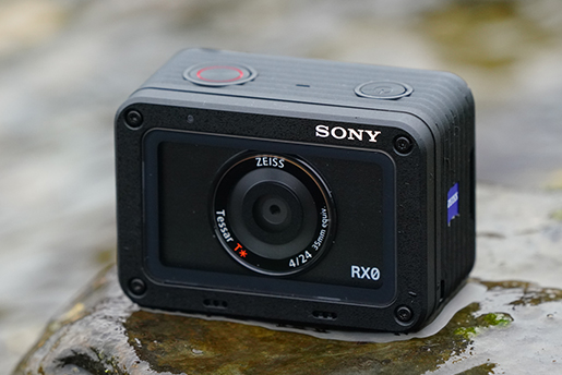 Sea kayak with the DSC-RX0 ultra-compact waterproof camera | Experience ...