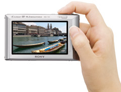 “Exmor R” CMOS Sensor